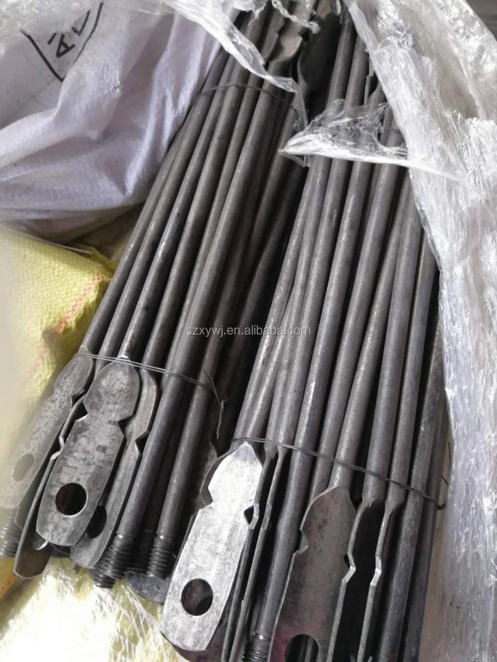 Shenze Xinyuan Galvanized Form Tie Steel Sepa Tie For Concrete ...