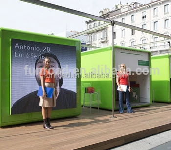 Unique Clothing Pop Up Store Design Pop Up Cubes Interior Decoration ...