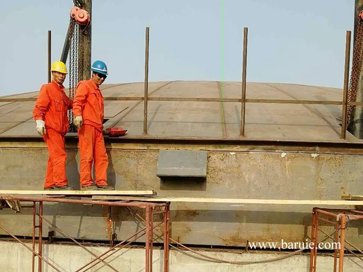 Petroleum refinery vertical benzene diesel gasoline oil storage tank ...