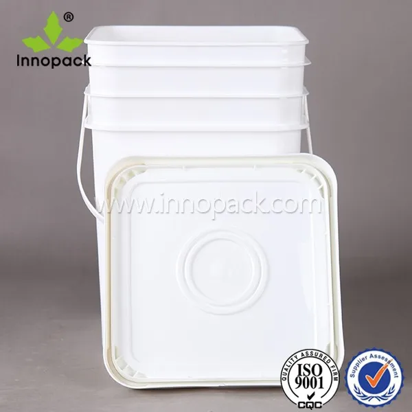 20kg Animal Feed Bucket Square Plastic Pail With Lid White Plastic ...