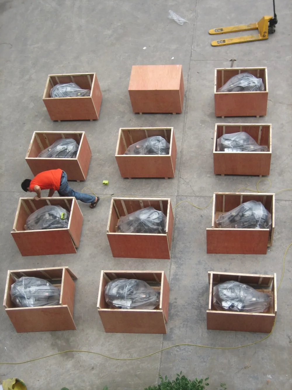 F8A Electronic-Fuel Injection Single Overhead Camshaft Engine