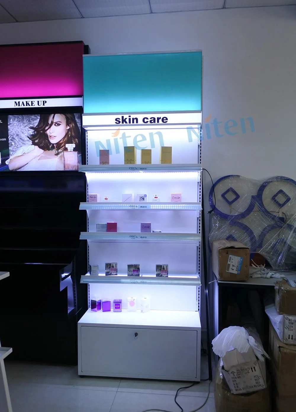 Shoptester - Perfume Display Solutions for Supermarkets