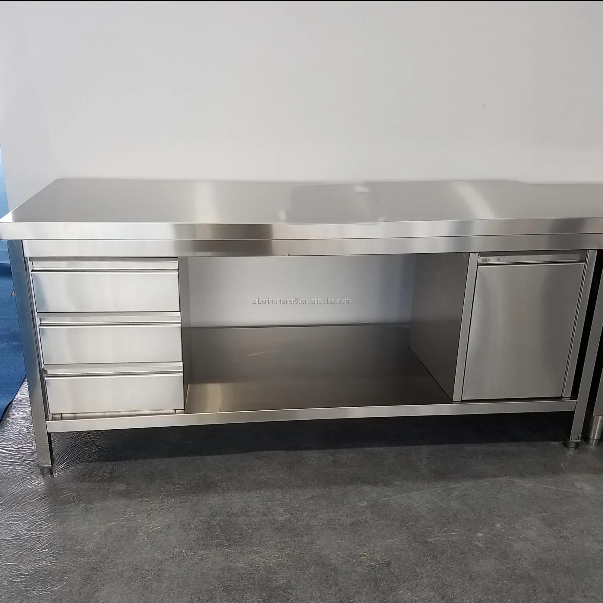 Stainless Steel Fitted Kitchens - Durable & Easy-clean