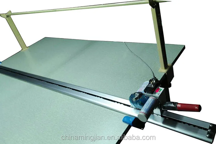 Round Blade (electric Type) Cloth Cutting Machine / Rail-mounted Cloth ...