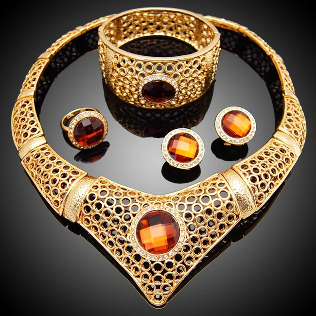 Big Jewellery Sets Heavy Rajasthani Gold Jewellery South Indian Bridal ...