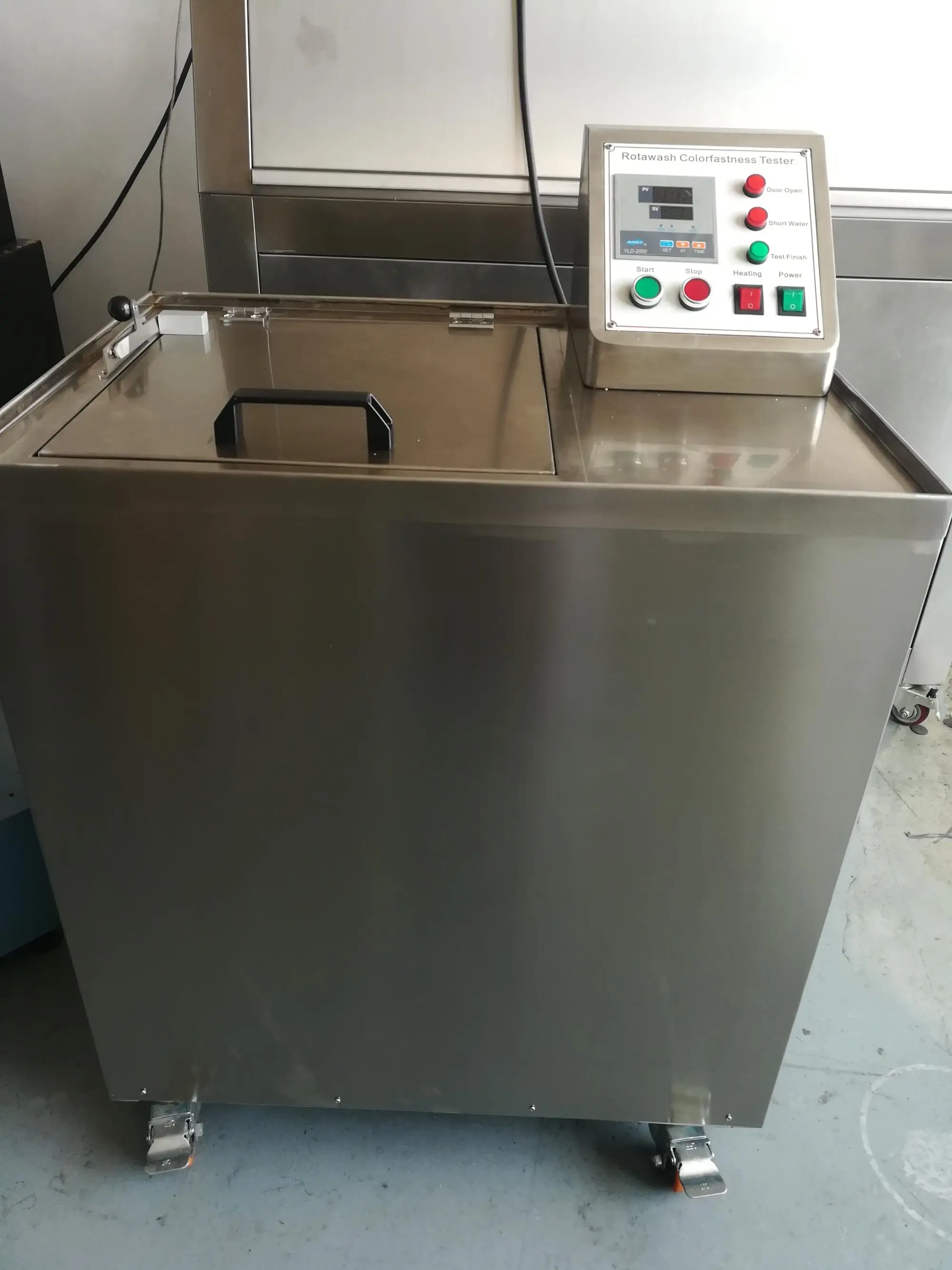 Launderometer - Textile Testing Instrument for Color Fastness