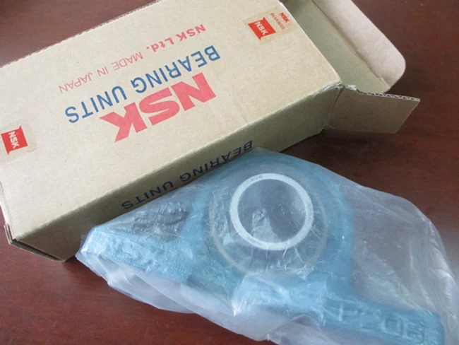 Genuine Japan Nsk P213 Pillow Block Bearing - Buy Pillow Block Bearing ...