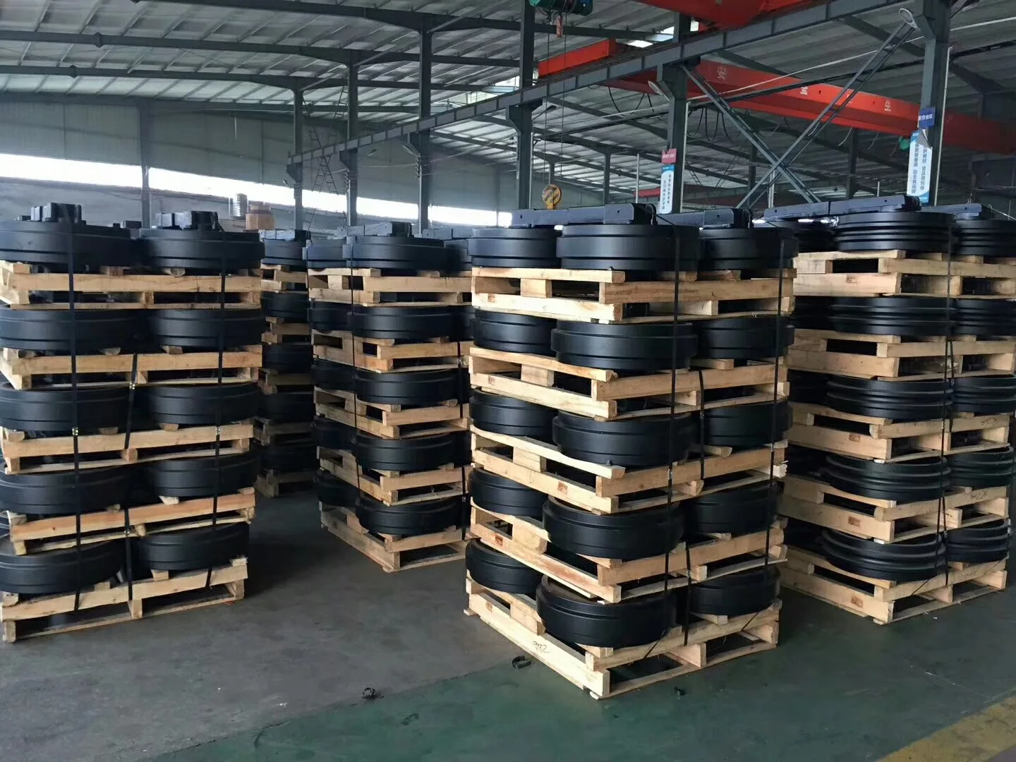 Front Idler For D40p-2 650j D53 D3c/d3g Front Idler 6s3277 D5/d5b Zx120 ...