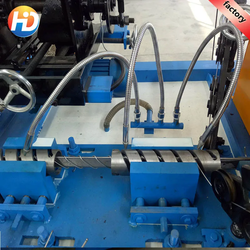 Two Wire Fully-Automatic Cyclone Diamond Mesh Weave Machine for India ...