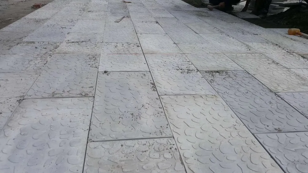 Precast Concrete Plastic Cobblestone Tiles - Durable Pavement Molds