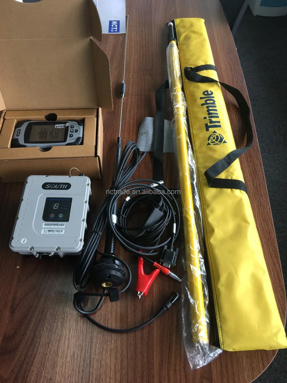 35W South HX-U202 External Data Link - GPS RTK Antenna