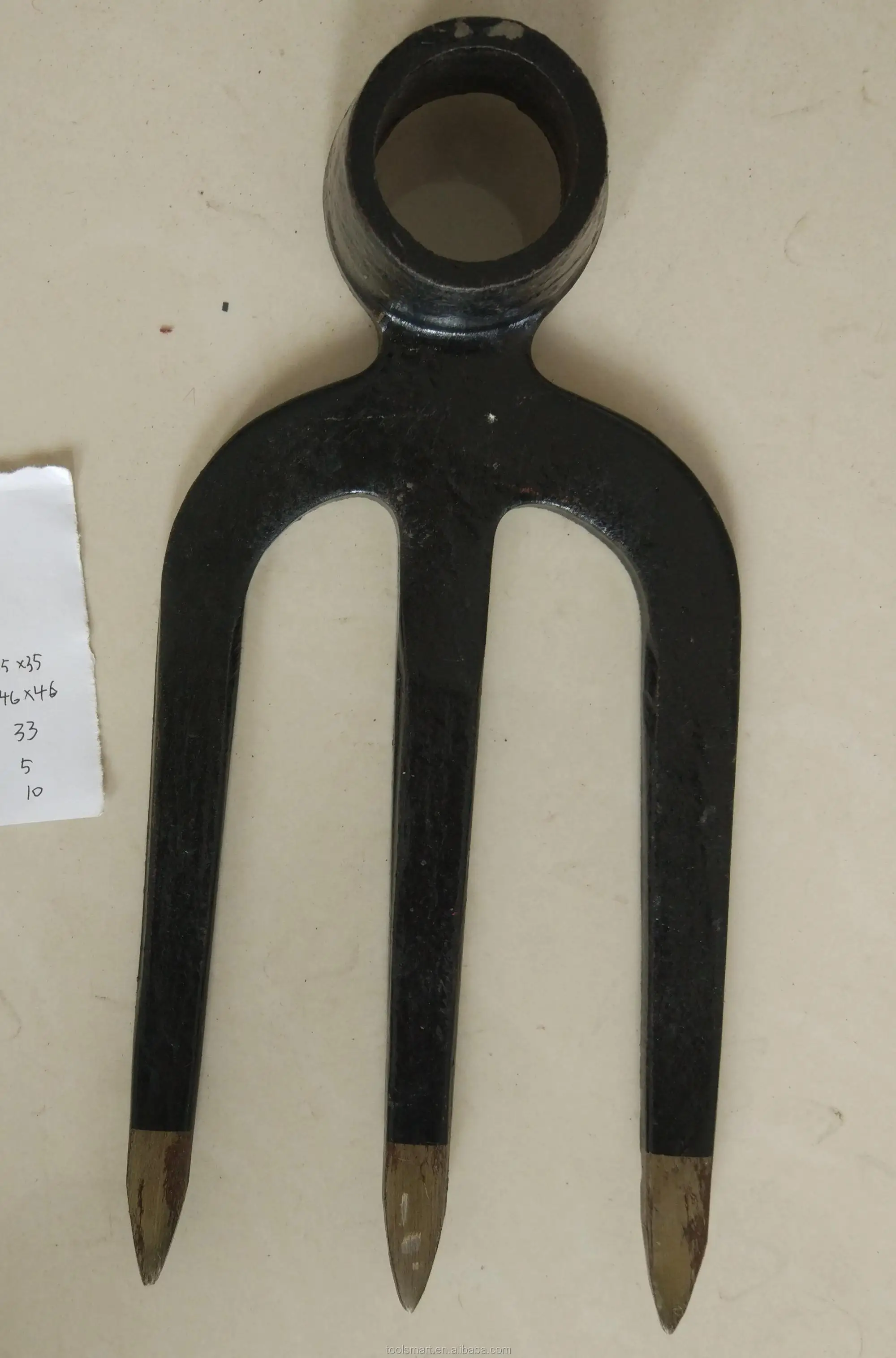 Agricultural Tools Forged Steel Fork Hoe F105-3t - Buy Agricultural ...