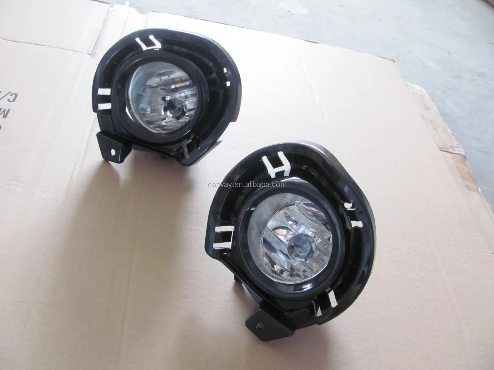China Supplier Auto Fog Light Lamp For Toyota Corolla Axio 2015 On ...