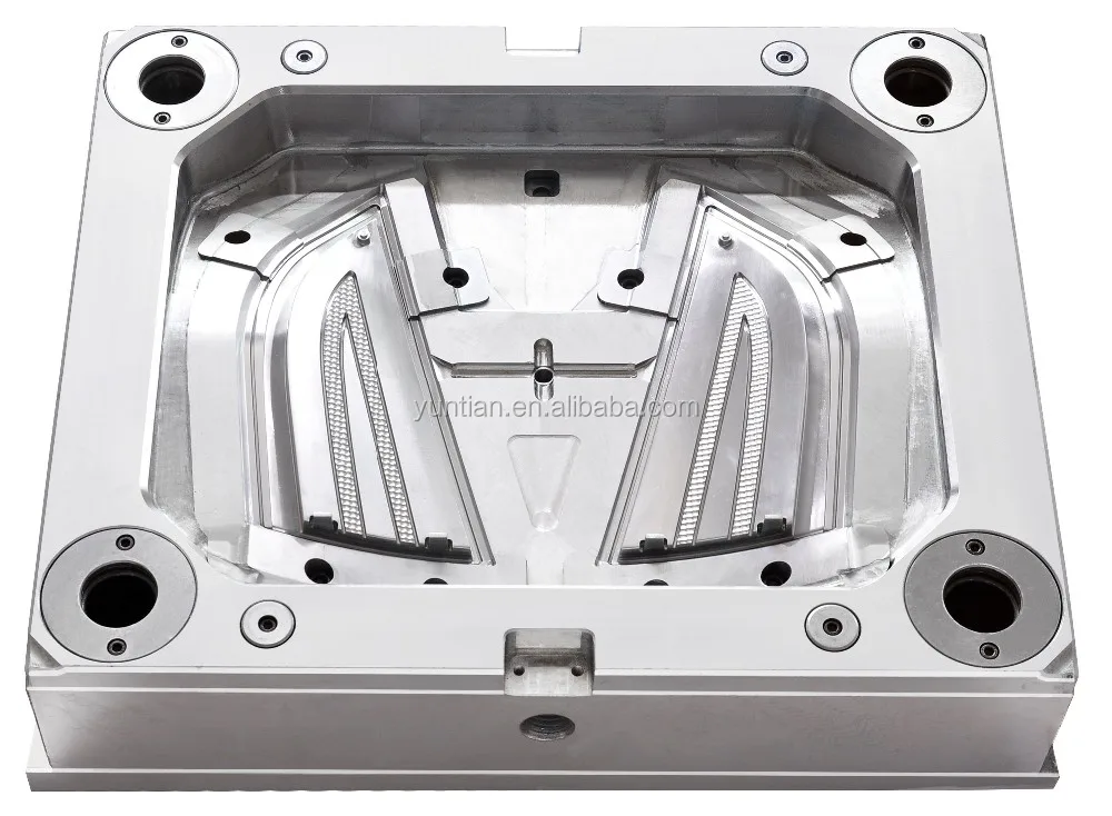 Oem Made Auto Lamp Mold For Plastic Injection Molding Car Headlight ...