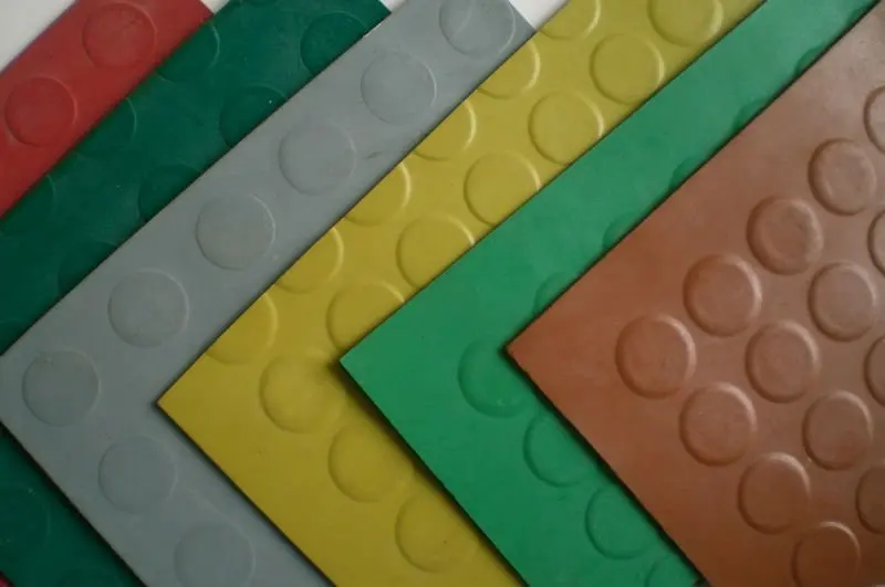 3mm/6mm Thick Round Dot Rubber Matting /studded Rubber Mats - Buy Coin ...