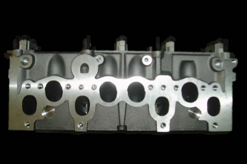 Cylinder Head 026103373q 026103353aq 026103351q For Santana/tetta ...