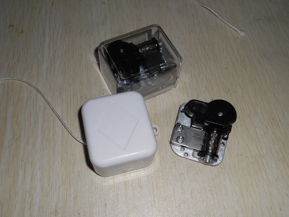 Cheap Mini Size Washable Clockwork Pull Cord Baby Music Box(LXYYL02 ...