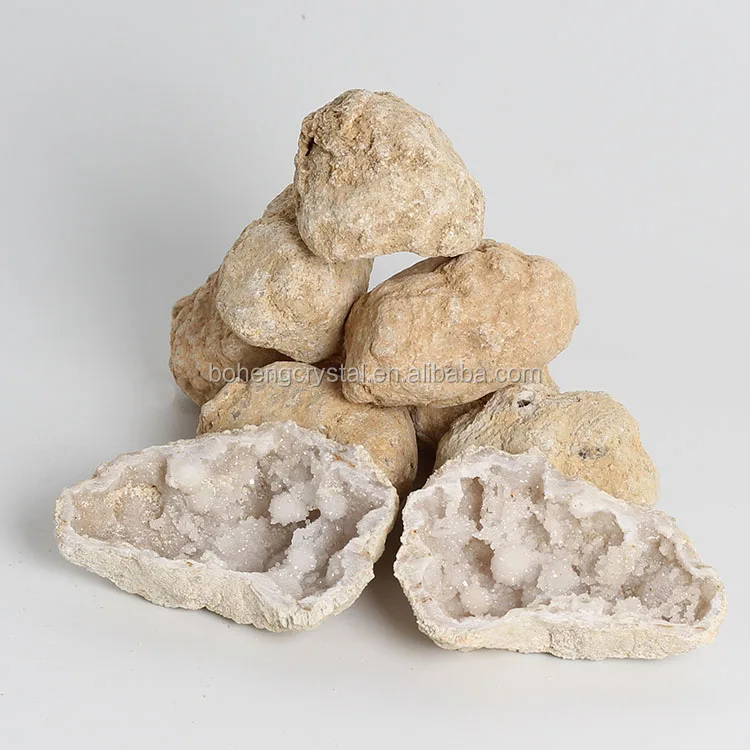 White Quartz Clusters - Elegant Geode Crystal Decor