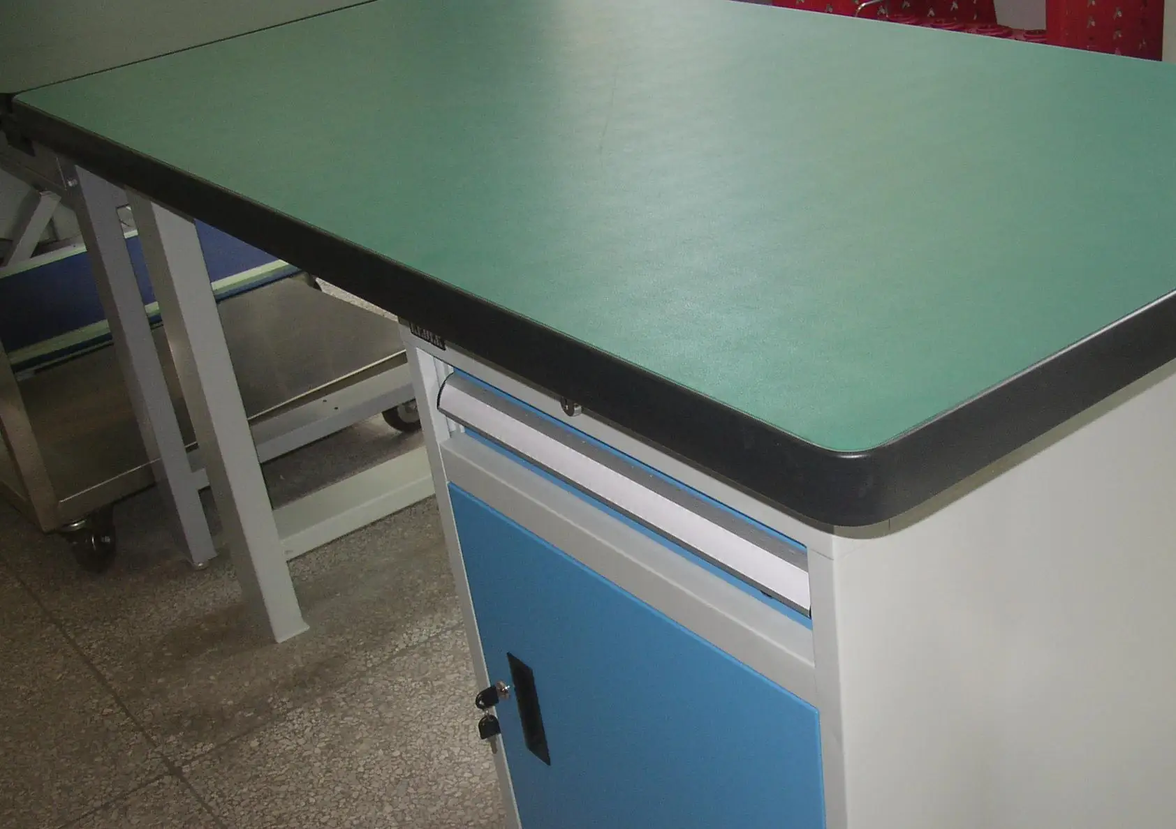 Industrial Working Bench Lab Work Bench - Buy Industrial Working Bench ...