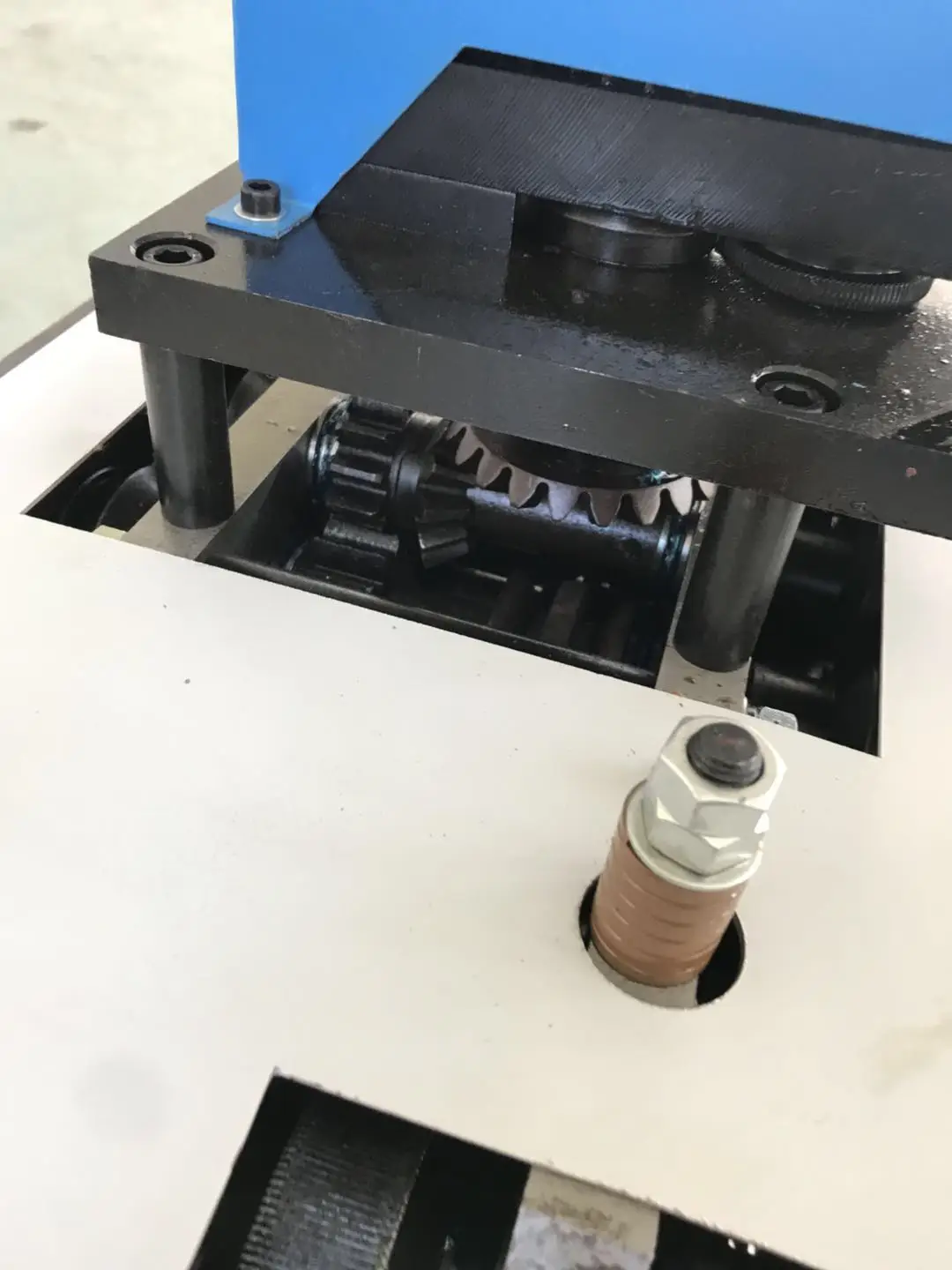 Oha Brand Lc-12dr Pittsburgh Lock Forming Machine,Used Pittsburgh ...