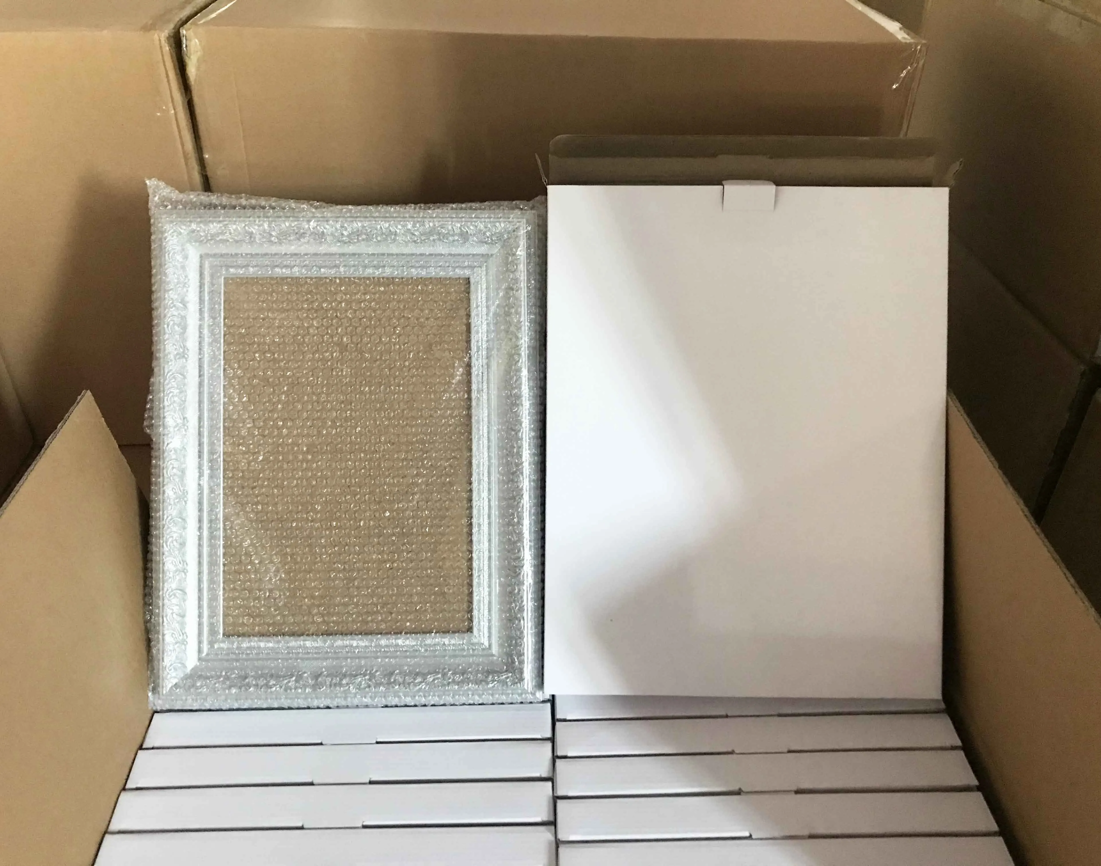 Golden Picture Frame - Premium European Photo Frame