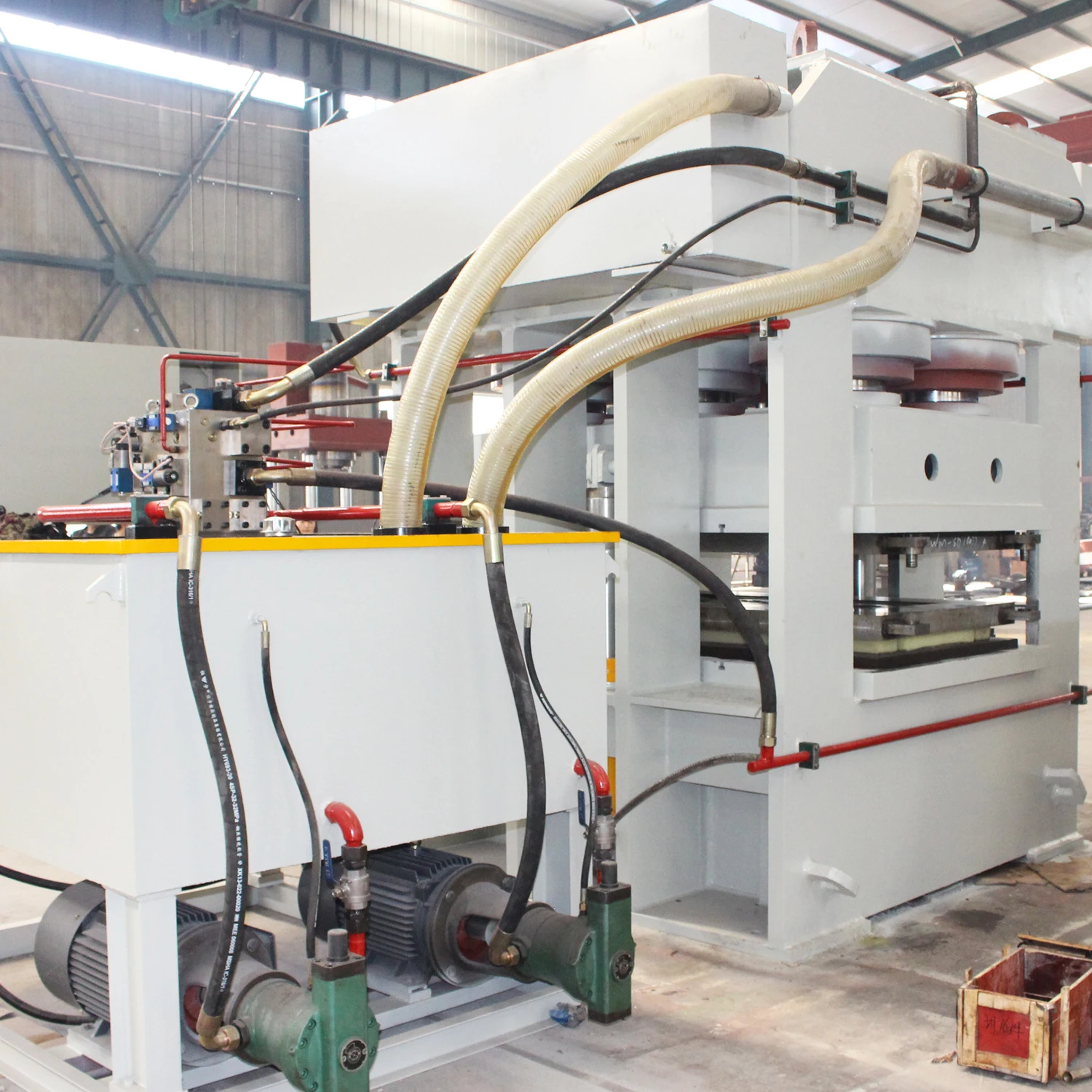 2500tons Steel Metal Door Panel Making Hydraulic Embossing Press ...