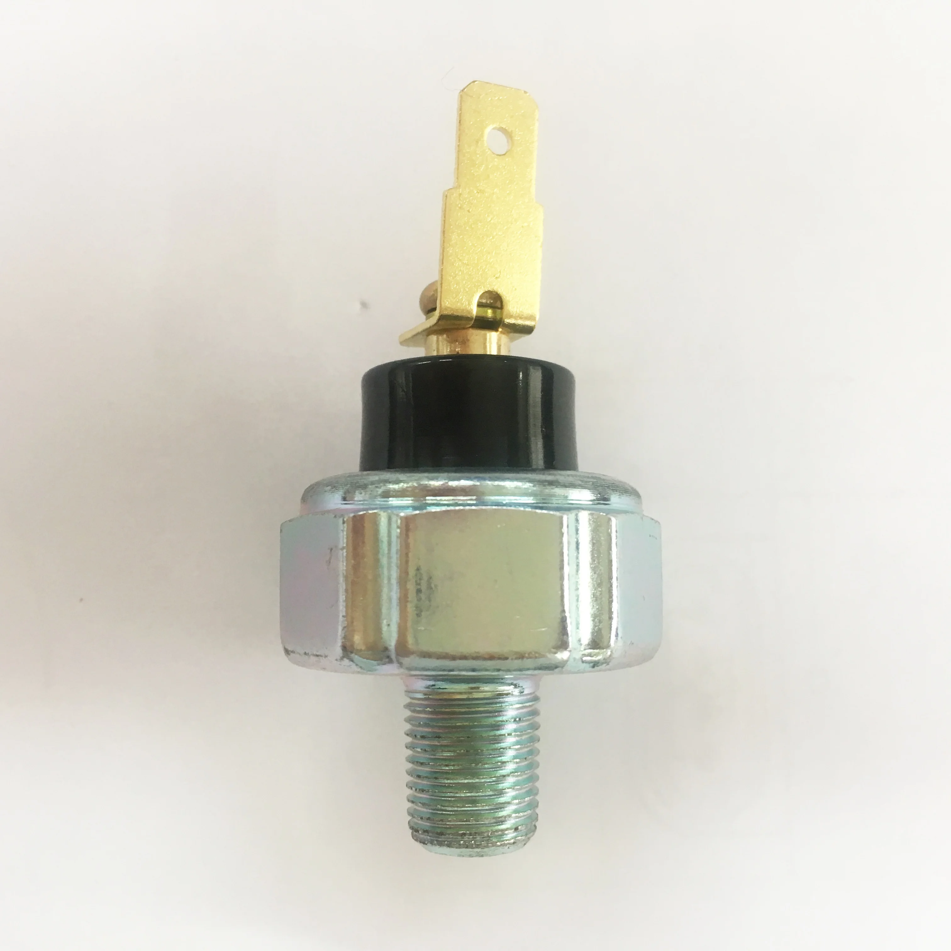 Toyota Auto Engine Parts OEM 83530-14030 Oil Pressure Switch Sensor DOP1130