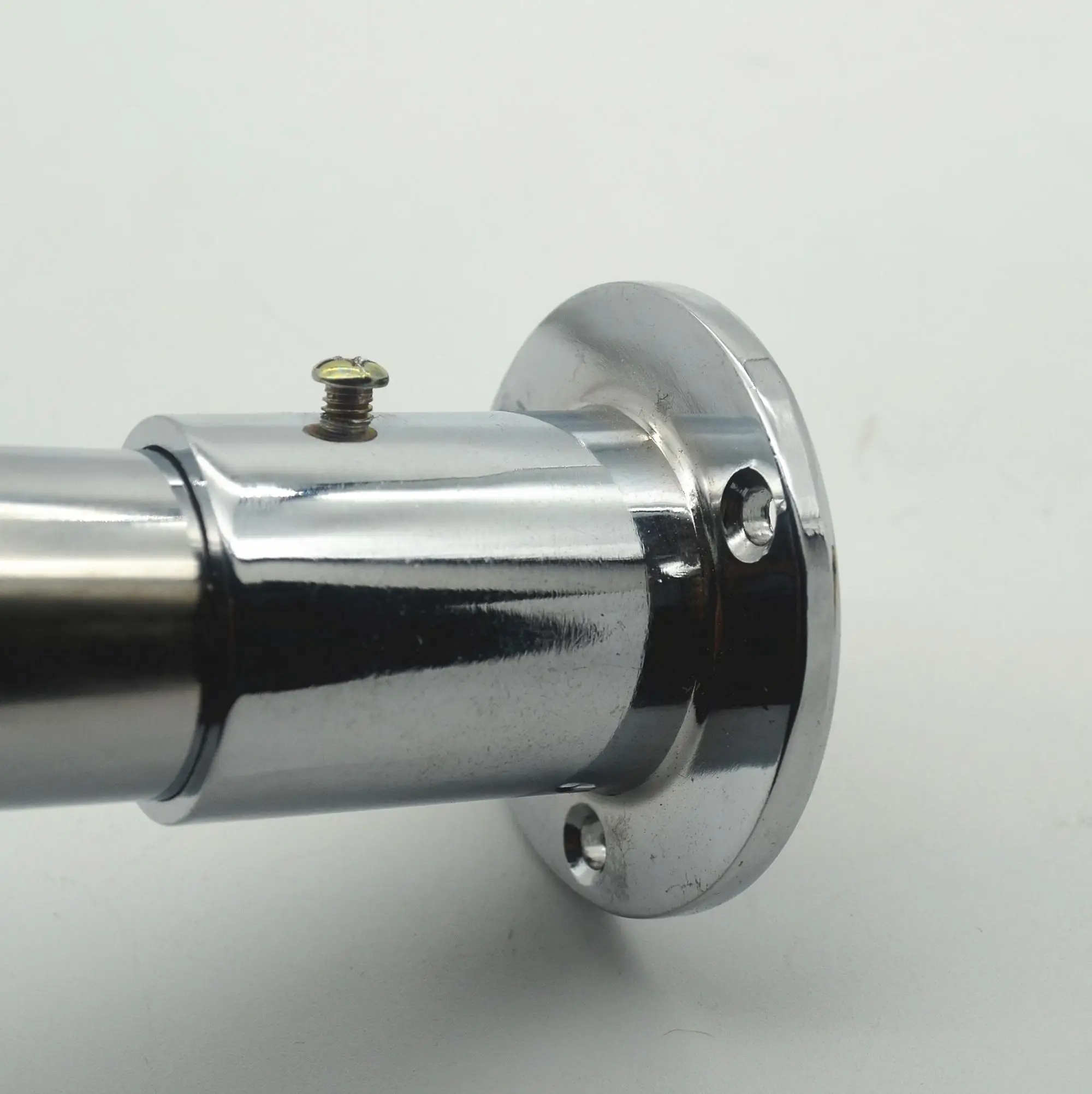 Closet Wardrobe Clothes Hanging Steel Pipe With Bracket Clothes Rod ...