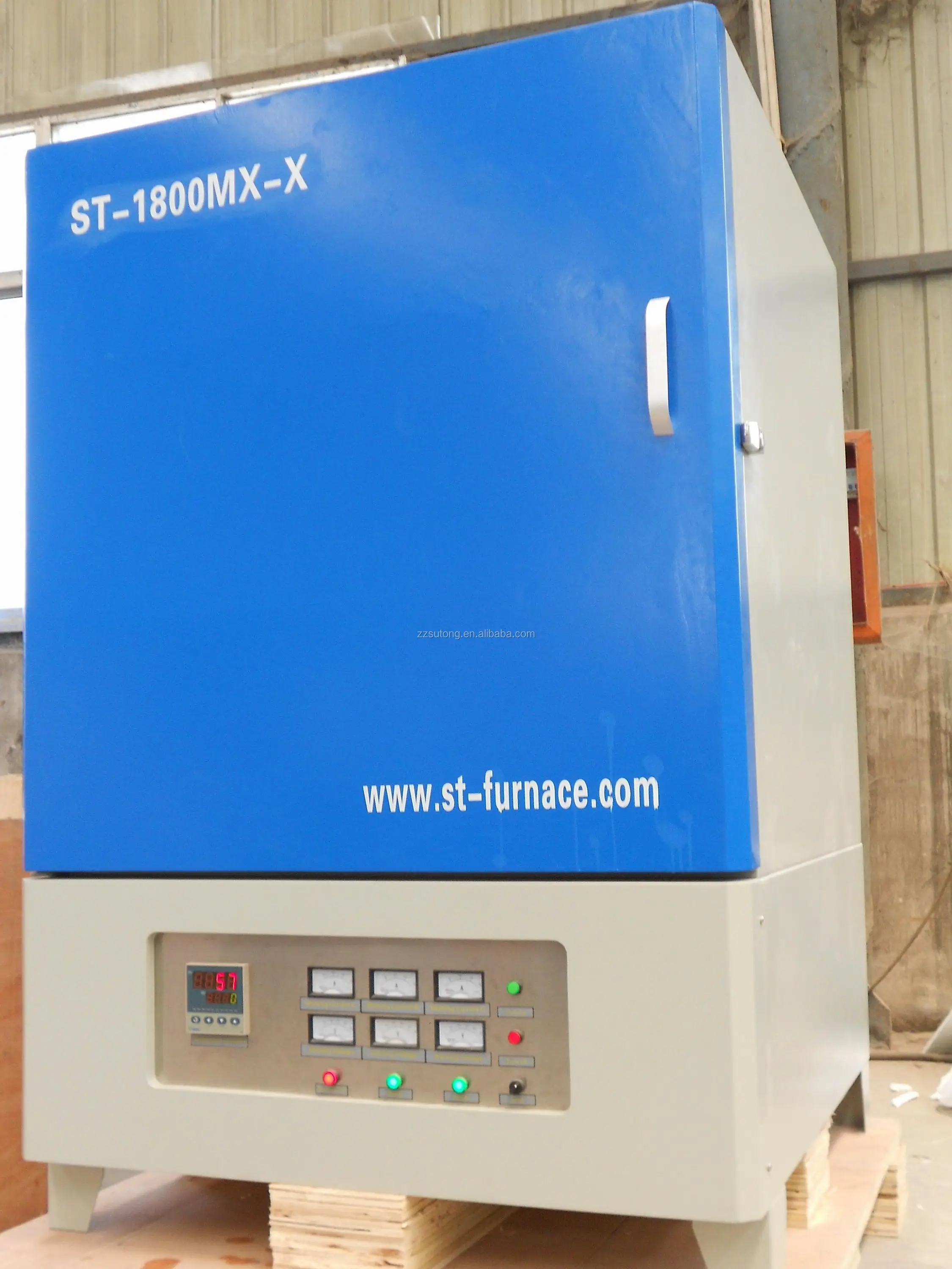 1700.c Laboratory Metal Melting Testing Furnace With 500*500*500mm ...