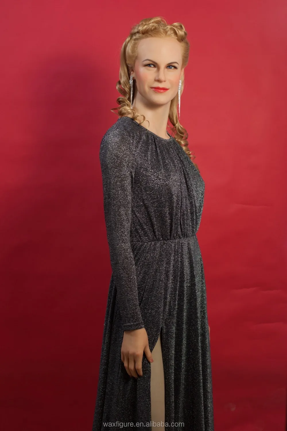 Realistic Life Size Famous Female Celebrity Silicone Wax Figure