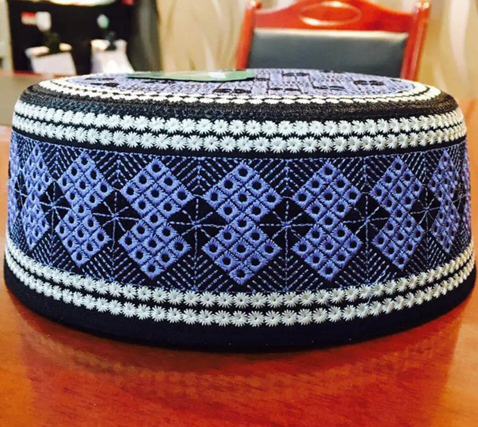 Kufi Tartan Design Embroidery Muslim Prayer Hat - Buy Kufi Tartan ...