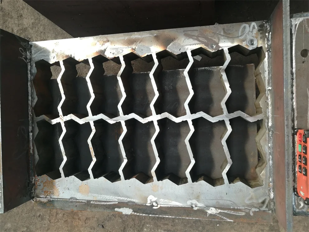 Hollow Block Mold Interlocking Bricks Mould for Concrete