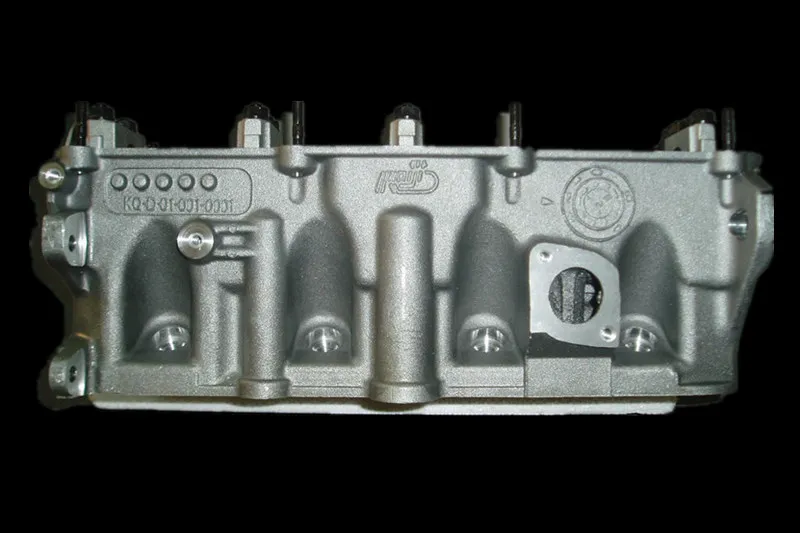 Cylinder Head 026103373q 026103353aq 026103351q For Santana/tetta ...