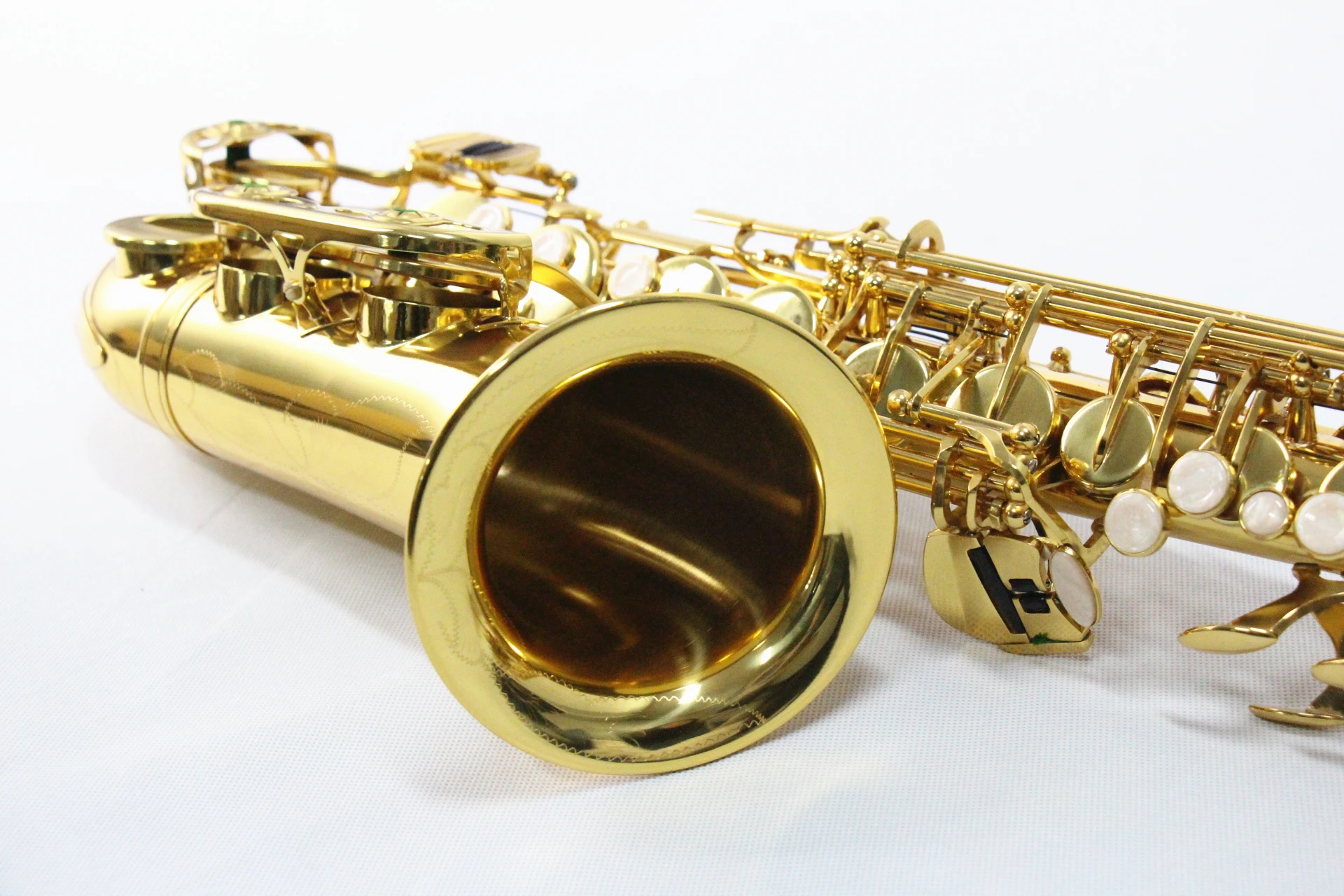 Fast Delivery Eb Sax Alto Saxofon Chinese Best Quality Sax