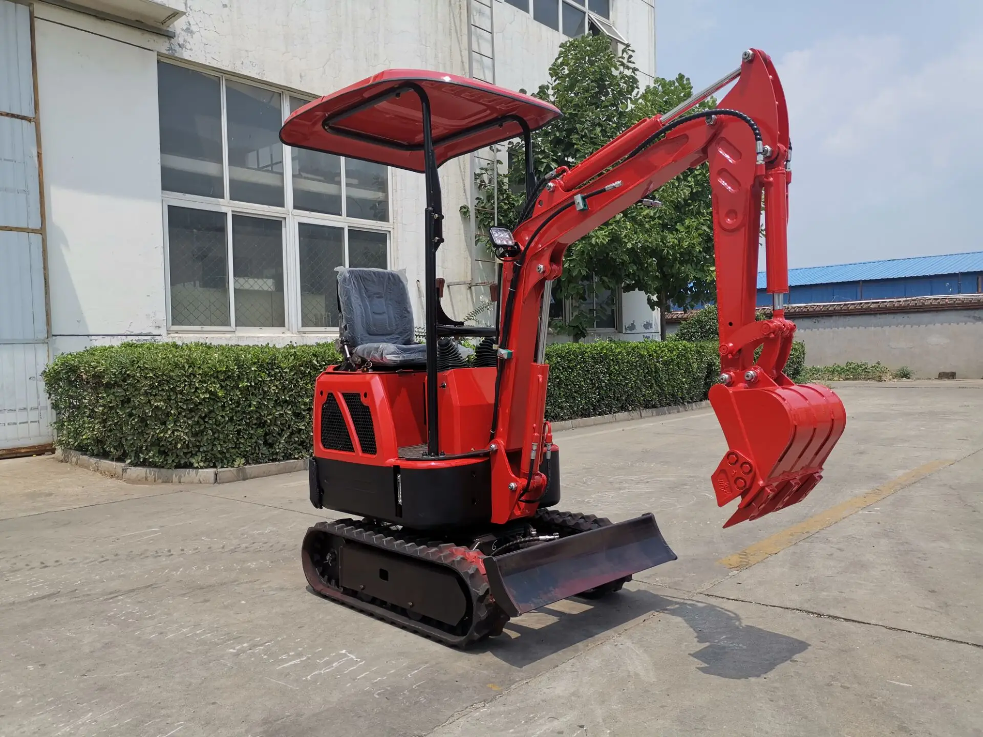 1t Mini Excavator Small China Made Micro Excavator Digging Machine For ...