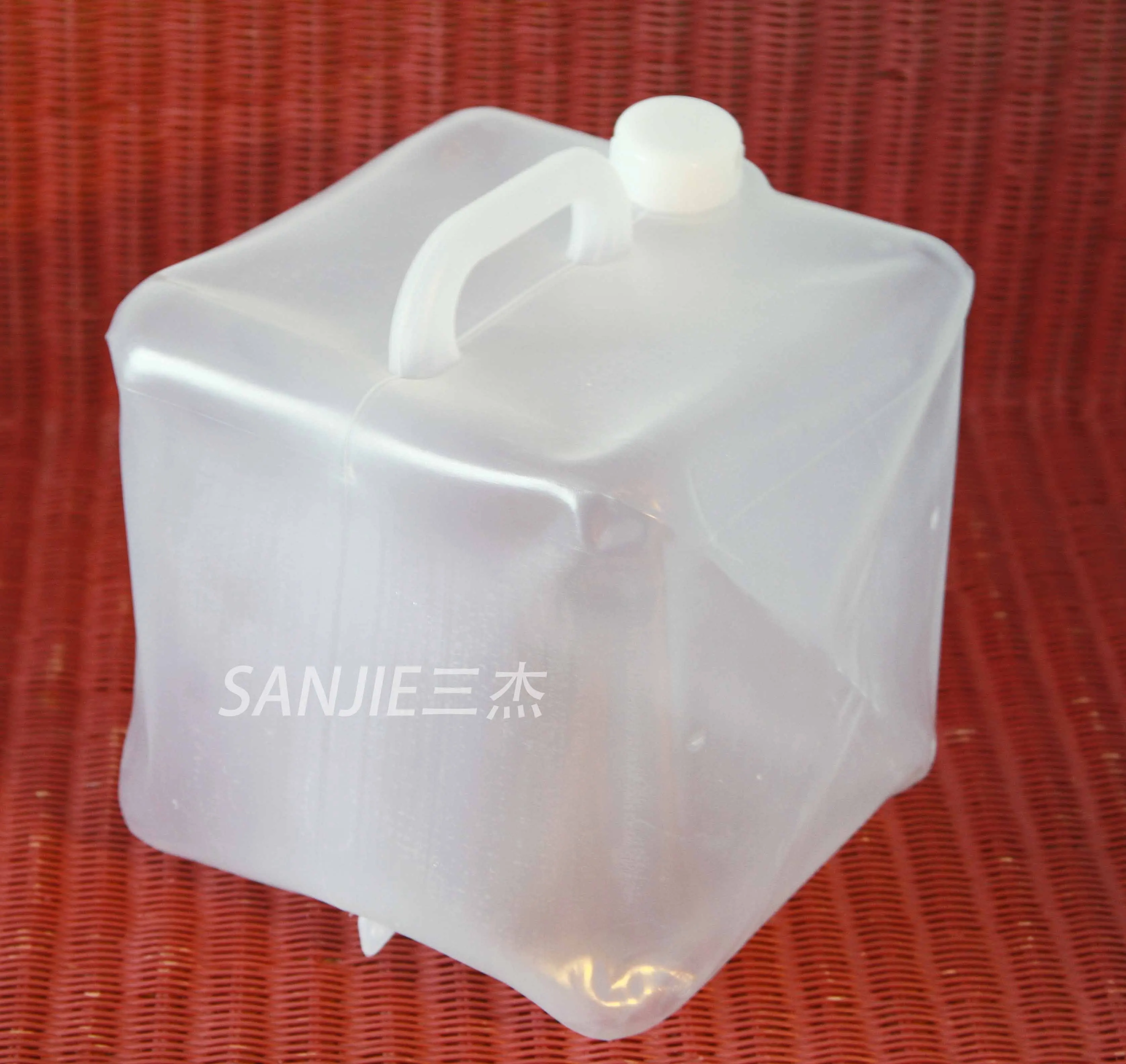 10l And 20l Semi-foldable Jerry Can - Buy Foldable Jerry Can ...