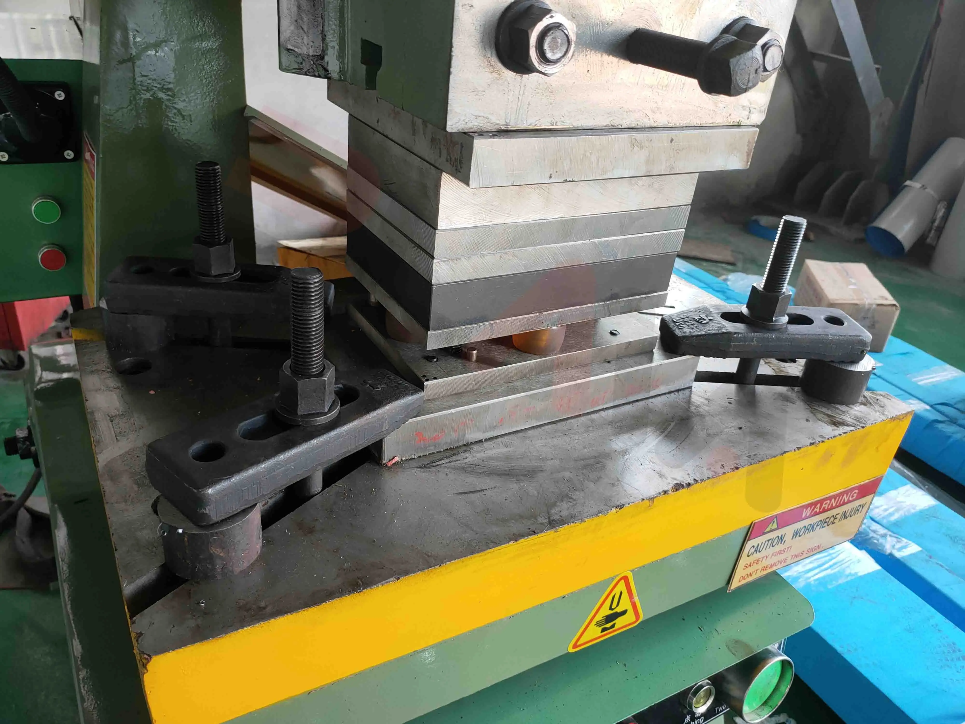 Stamping Desktop J23 H Beam D Cut J23-25 Ton Arc Pneumatic Press ...