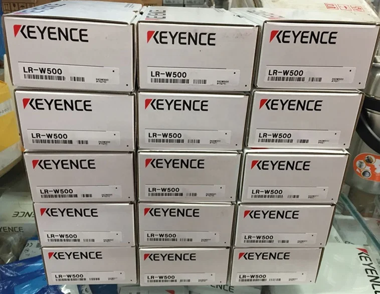 KEYENCE LR-W500 Full-Spectrum Sensor - Reliable Detection