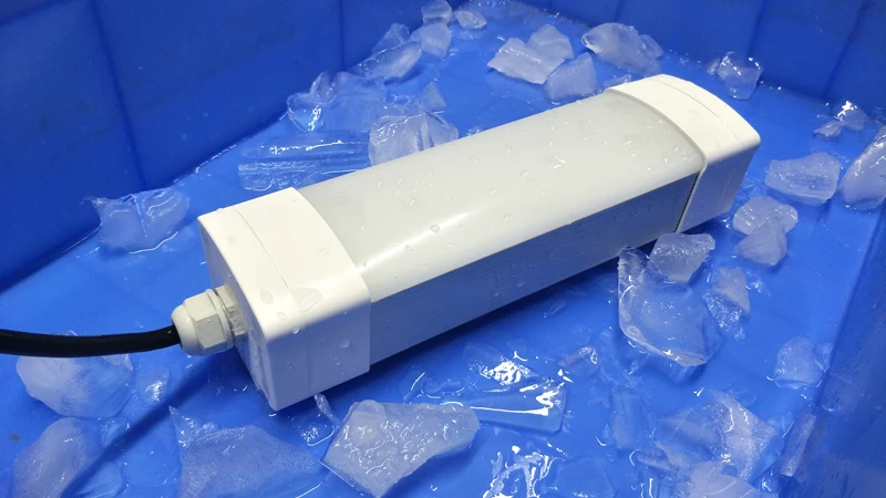 40W IP65 Tri Proof Led Freezer Light 100lm/w 0.9PF 1.2m for Walk-in ...