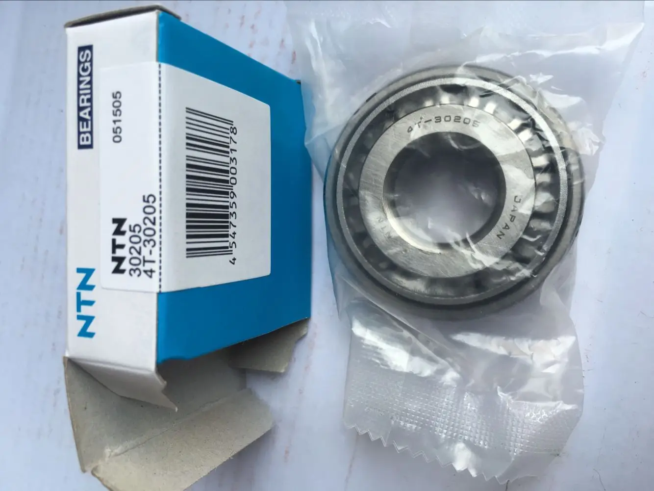 Original Japan Ntn Taper Roller Bearing 33205 Ntn Bearing - Buy Ntn ...