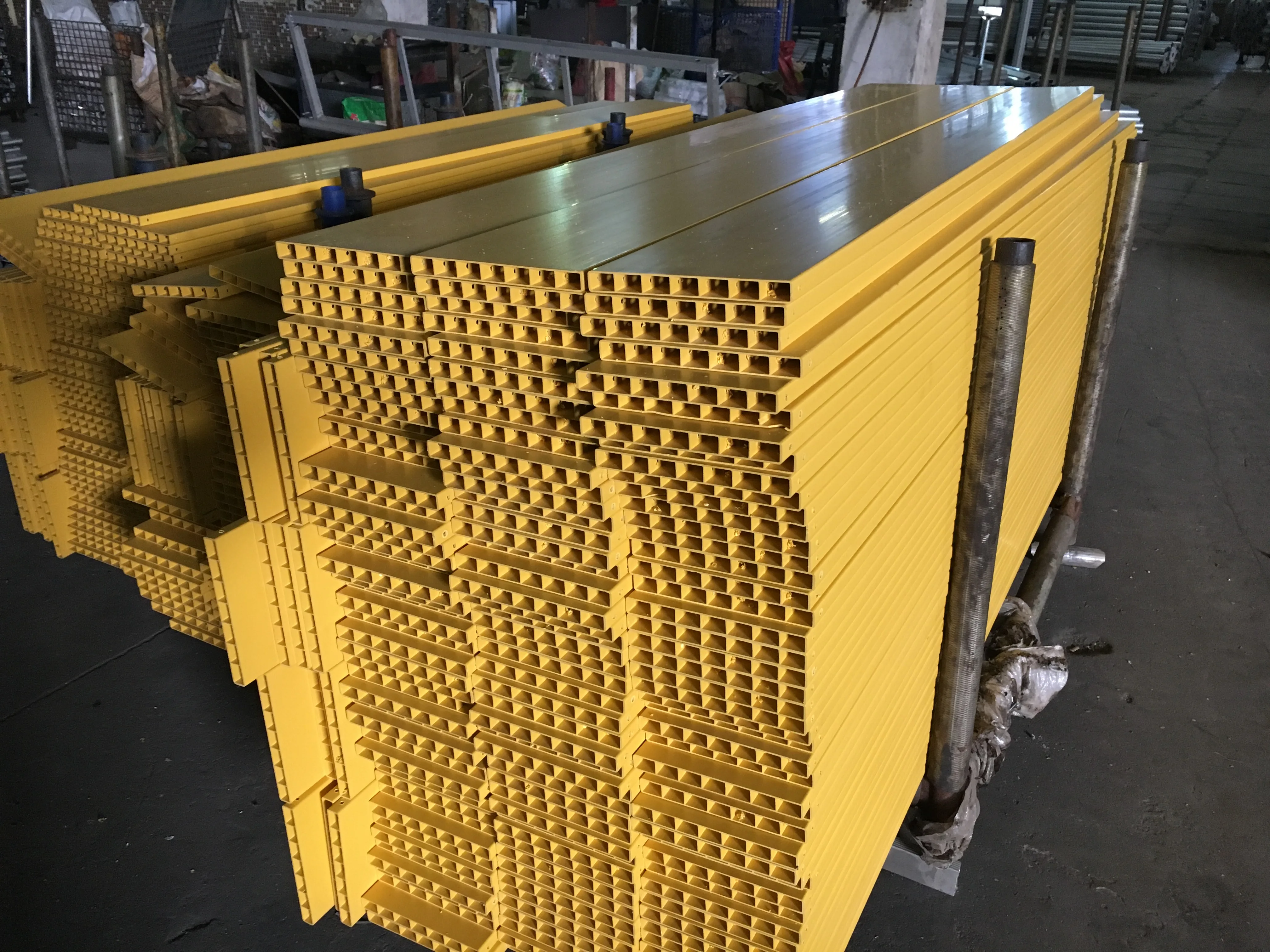 Yellow Color Pvc Toe Board For Scaffolding High Working Platform - Buy ...