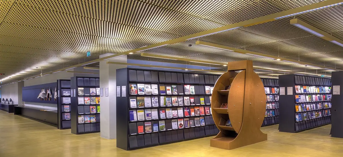 Aluminum Strech Mesh Ceilings For Architecture - Buy Aluminum Strech ...