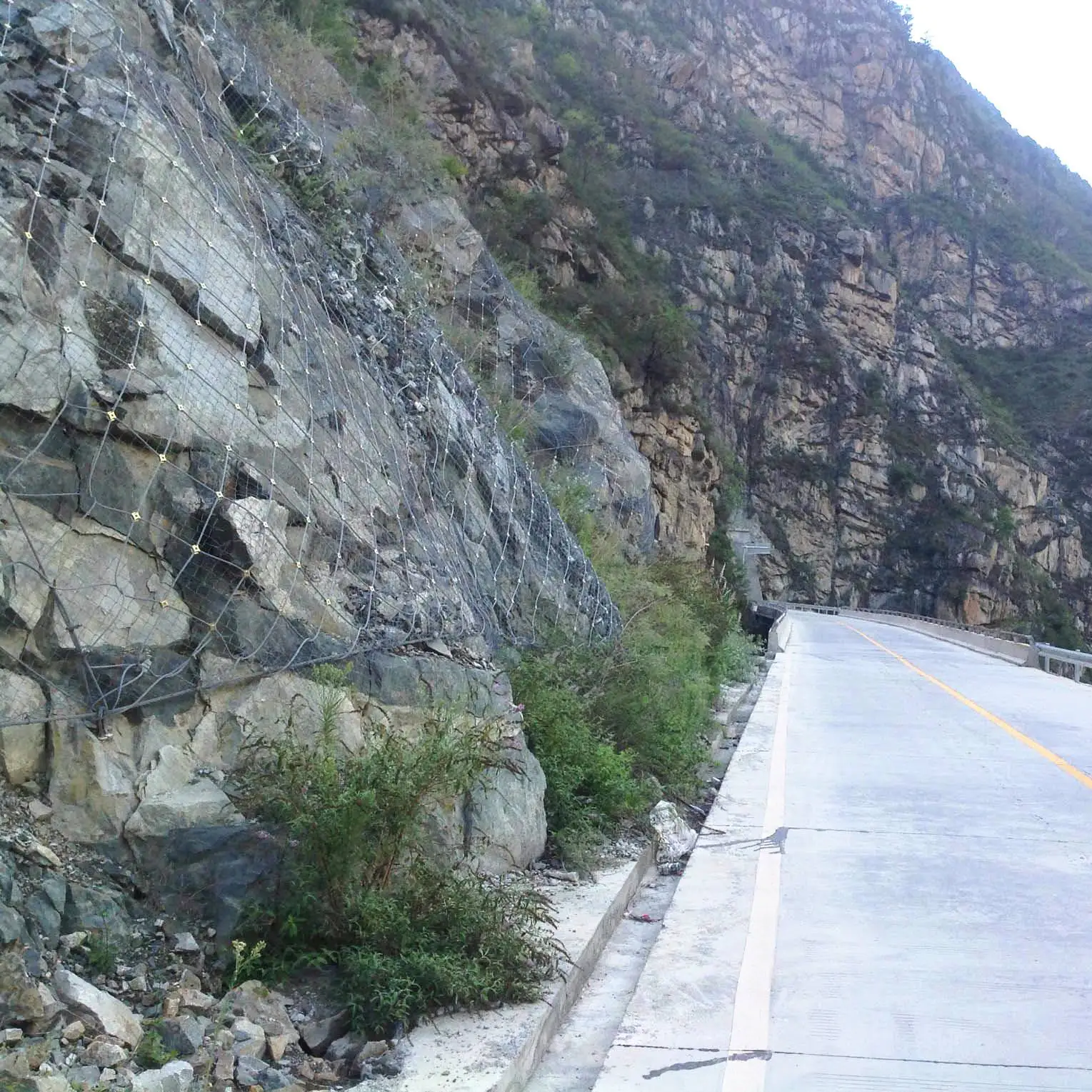 Galvanized Rockfall Barrier Mesh - Slope Protection Net