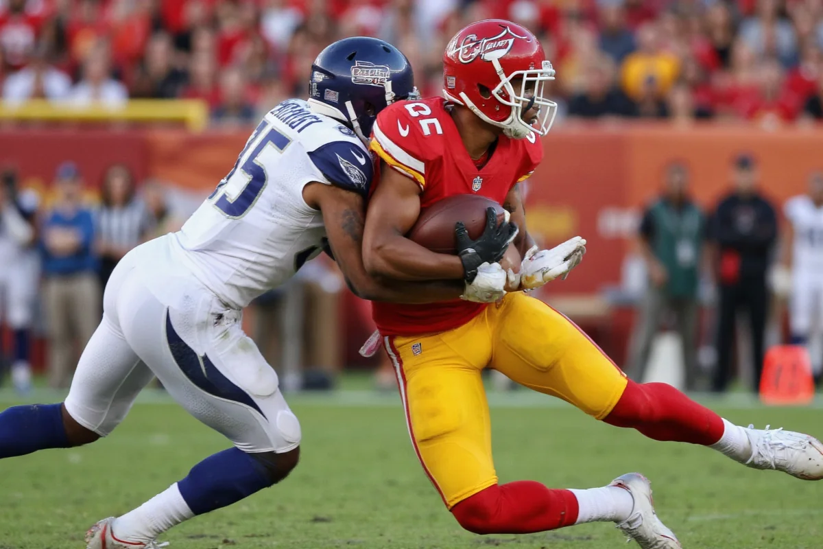 What Is a WR in Football? Position Explained