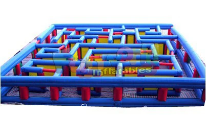Outdoor Giant Obstacle Course - Inflatable Labyrinth Game
