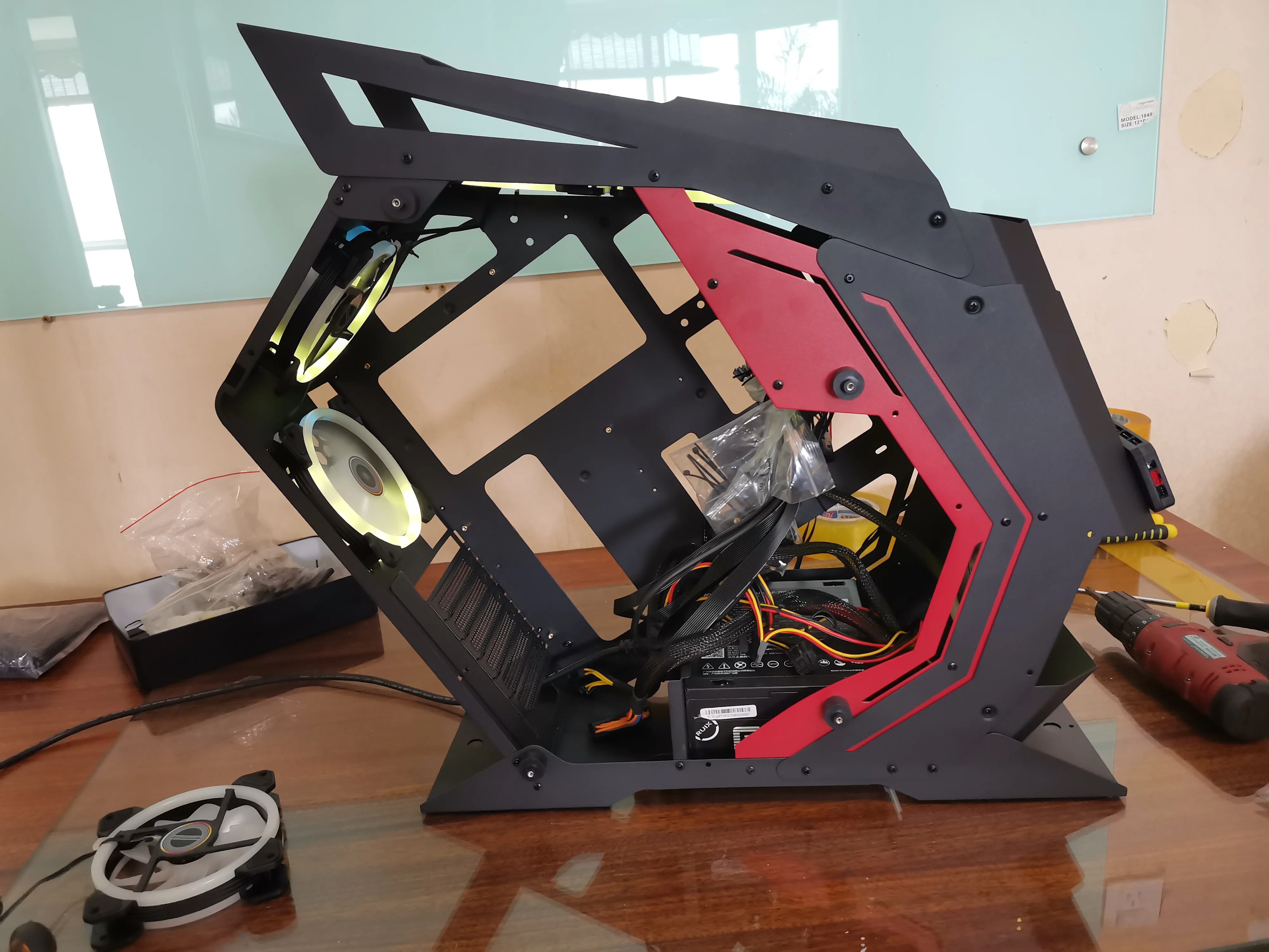 Warbeast Hot Sale Full-tower Gaming Case Tempered Glass Computer Cpu ...