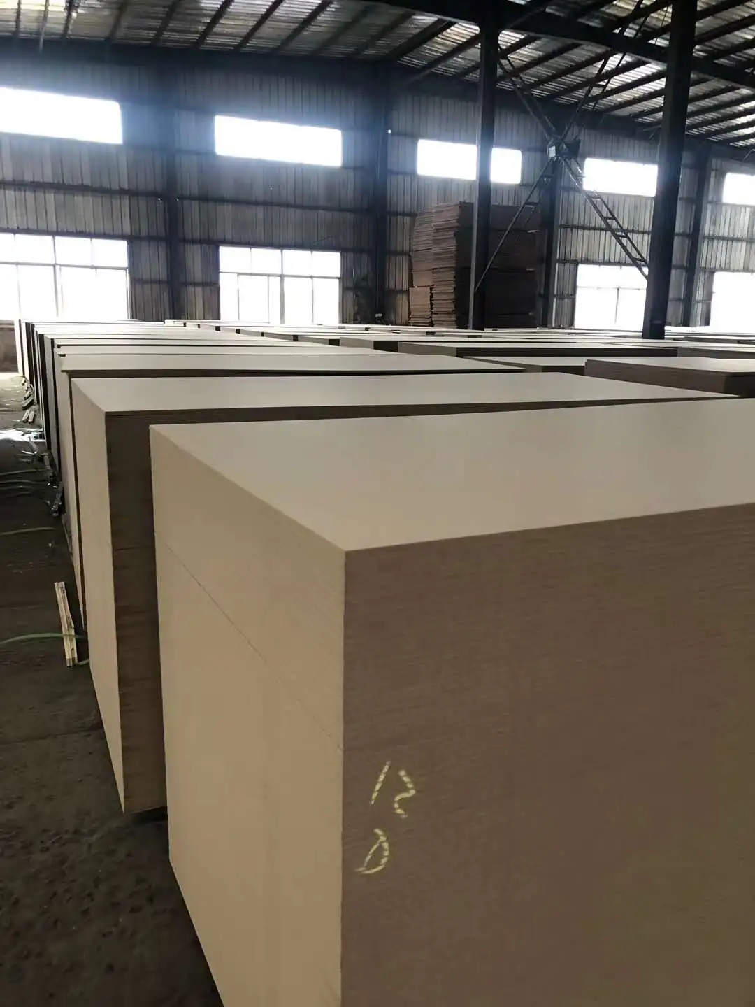 Hdf Sheet Melamine Mdf Board/mdf Hdf Board For Furniture 2.5mm 3mm 5mm ...