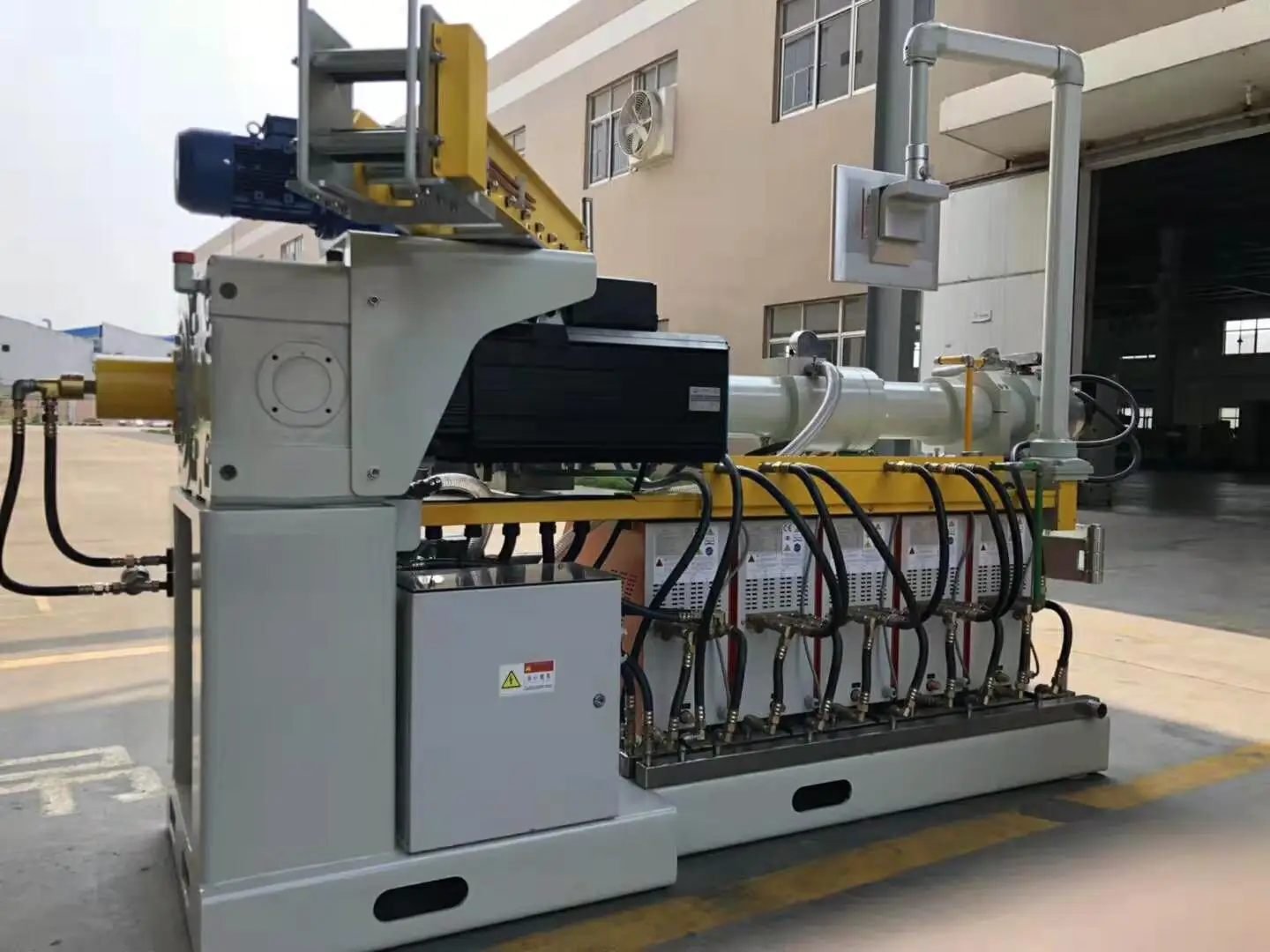 Rubber Extruder - Co-Extruded Rubber Extrusion Line
