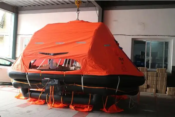 Radeaux de sauvetage gonflables de type lancé par bossoir à ...