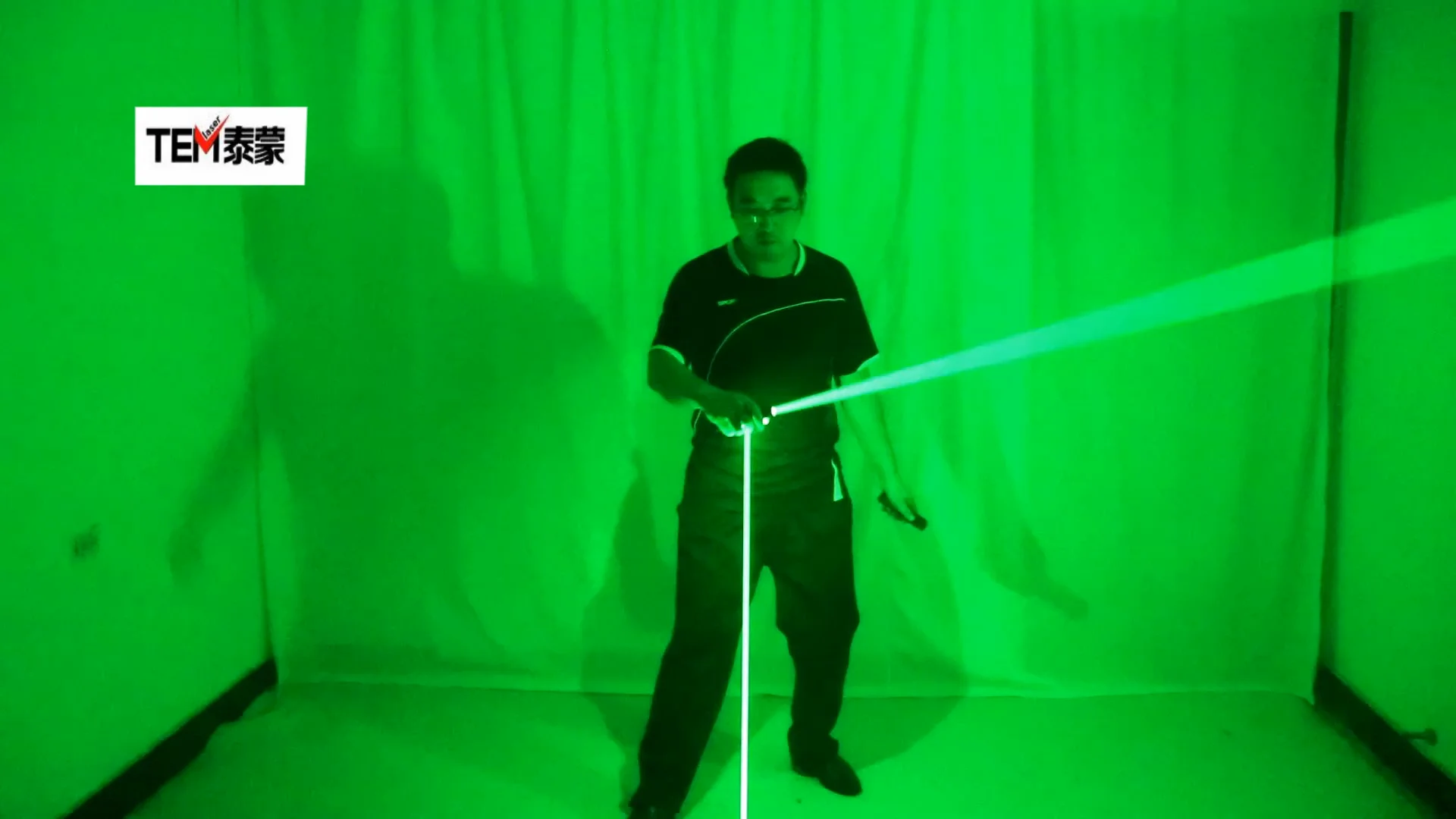 Mini Dual Direction Blue Laser Sword For Laser Man Show 450nm 1000mw ...